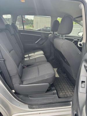 Pelēks Toyota Verso 2014 Šauļi, ar dzinēja tilpumu 1.60 L un nobraukumu 240 tūkst. km par 4700 €, foto 8 vietnē AUTOMOTO.COM.LV