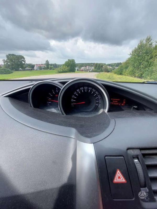 Grey Toyota Verso 2014 in Siauliai, with an engine capacity of 2.00 L and mileage of 314 thousand km for 3790 €, photo 8 on AUTOMOTO.COM.LV