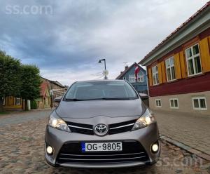 Pelēks Toyota Verso 2015 Jelgava, ar dzinēja tilpumu 1.60 L un nobraukumu 171 tūkst. km par 7400 €, foto 4 vietnē AUTOMOTO.COM.LV