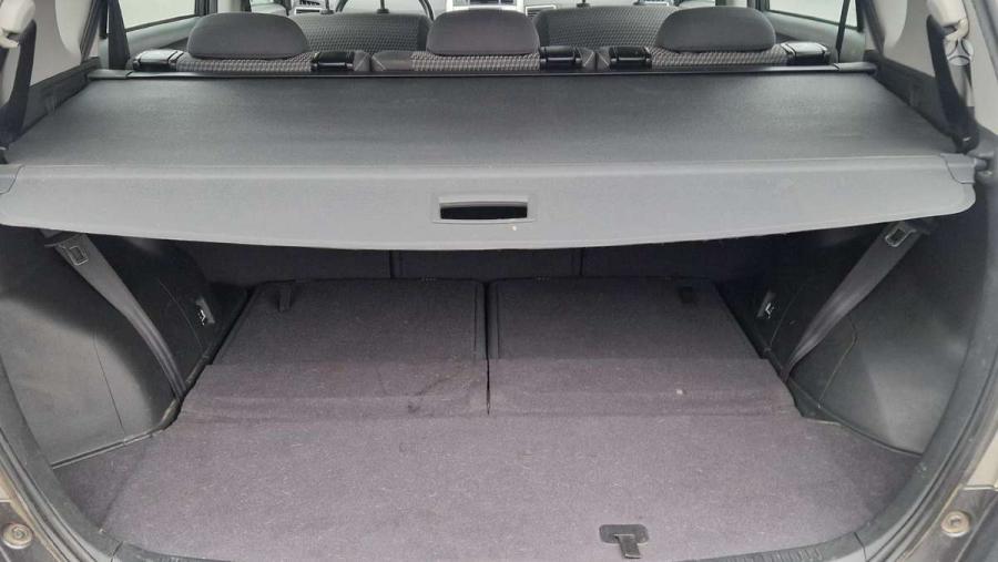 Pelēks Toyota Verso 2015 Tauragė, ar dzinēja tilpumu 1.60 L un nobraukumu 222 tūkst. km par 5400 €, foto 15 vietnē AUTOMOTO.COM.LV