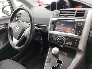 Pelēks Toyota Verso 2015 Utena, ar dzinēja tilpumu 1.80 L un nobraukumu 158 tūkst. km par 10600 €, foto 8 vietnē AUTOMOTO.COM.LV