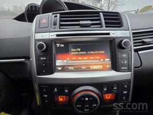 Grey Toyota Verso 2015 in Rezekne, with an engine capacity of 1.60 L and mileage of 0 thousand km for 6550 €, photo 16 on AUTOMOTO.COM.LV