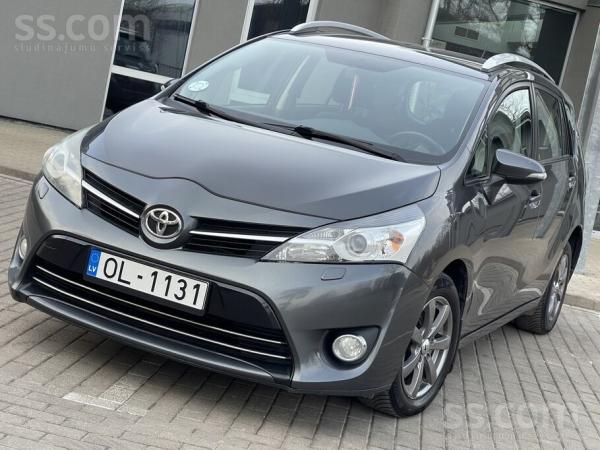 Grey Toyota Verso 2015 in Jurmala, with an engine capacity of 1.60 L and mileage of 0 thousand km for 5890 €, photo 1 on AUTOMOTO.COM.LV
