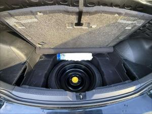 Pelēks Toyota Verso 2015 Kauņa, ar dzinēja tilpumu 1.60 L un nobraukumu 223 tūkst. km par 6450 €, foto 11 vietnē AUTOMOTO.COM.LV