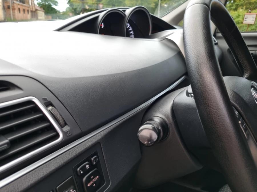 Pelēks Toyota Verso 2015 Rīga, ar dzinēja tilpumu 1.60 L un nobraukumu 171 tūkst. km par 7400 €, foto 5 vietnē AUTOMOTO.COM.LV