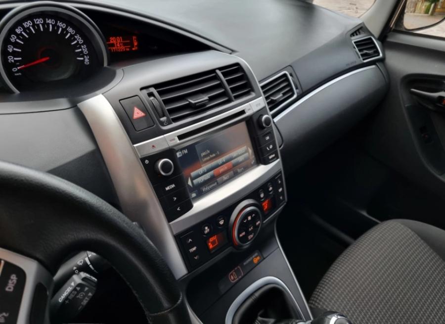 Pelēks Toyota Verso 2015 Rīga, ar dzinēja tilpumu 1.60 L un nobraukumu 171 tūkst. km par 7400 €, foto 15 vietnē AUTOMOTO.COM.LV