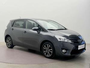 Grey Toyota Verso 2015 in Panevezys, with an engine capacity of 1.60 L and mileage of 172 thousand km for 6590 €, photo 4 on AUTOMOTO.COM.LV