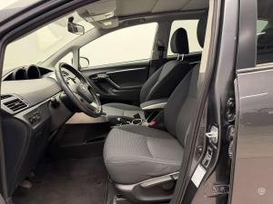 Grey Toyota Verso 2015 in Panevezys, with an engine capacity of 1.60 L and mileage of 172 thousand km for 6590 €, photo 10 on AUTOMOTO.COM.LV