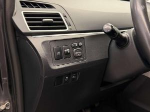 Grey Toyota Verso 2015 in Panevezys, with an engine capacity of 1.60 L and mileage of 172 thousand km for 6590 €, photo 12 on AUTOMOTO.COM.LV