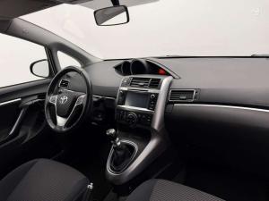 Grey Toyota Verso 2015 in Panevezys, with an engine capacity of 1.60 L and mileage of 172 thousand km for 6590 €, photo 18 on AUTOMOTO.COM.LV