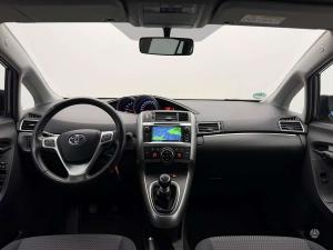 Grey Toyota Verso 2015 in Panevezys, with an engine capacity of 1.60 L and mileage of 172 thousand km for 6590 €, photo 19 on AUTOMOTO.COM.LV