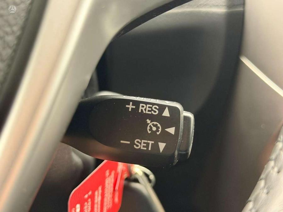 Grey Toyota Verso 2015 in Panevezys, with an engine capacity of 1.60 L and mileage of 172 thousand km for 6590 €, photo 25 on AUTOMOTO.COM.LV