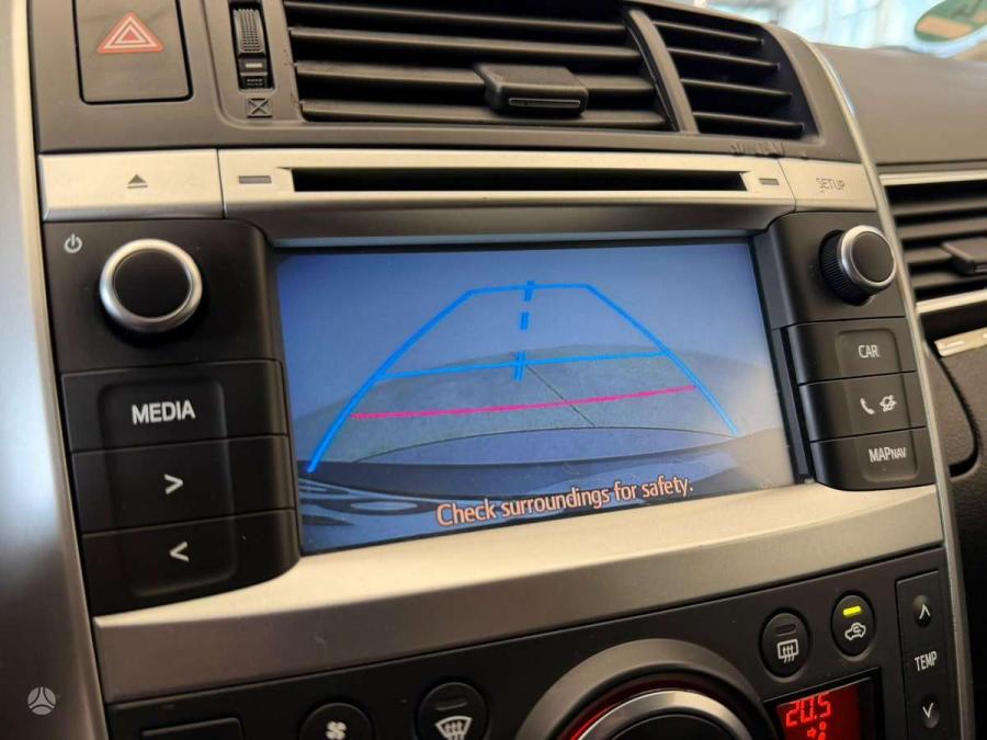 Grey Toyota Verso 2015 in Panevezys, with an engine capacity of 1.60 L and mileage of 172 thousand km for 6590 €, photo 28 on AUTOMOTO.COM.LV