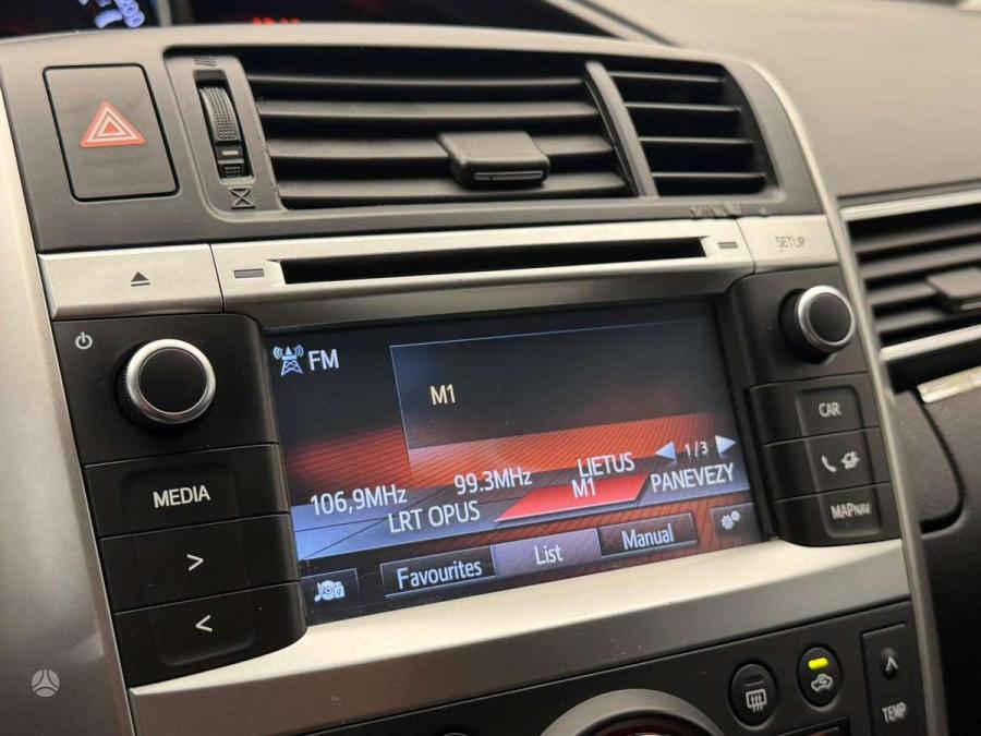 Grey Toyota Verso 2015 in Panevezys, with an engine capacity of 1.60 L and mileage of 172 thousand km for 6590 €, photo 30 on AUTOMOTO.COM.LV