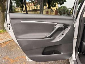 Grey Toyota Verso 2015 in Taurage, with an engine capacity of 1.60 L and mileage of 149 thousand km for 7000 €, photo 23 on AUTOMOTO.COM.LV