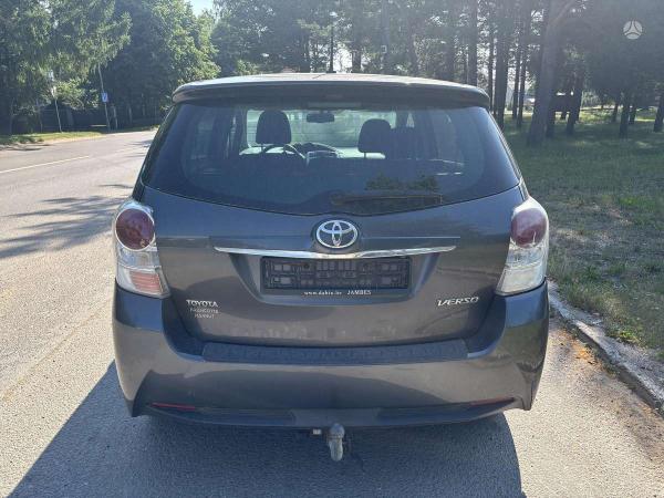 Pelēks Toyota Verso 2015 Tauragė, ar dzinēja tilpumu 1.60 L un nobraukumu 280 tūkst. km par 3750 €, foto 5 vietnē AUTOMOTO.COM.LV