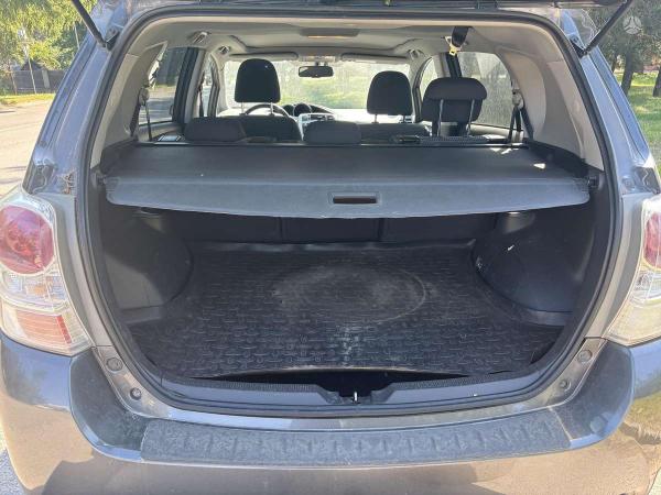 Pelēks Toyota Verso 2015 Tauragė, ar dzinēja tilpumu 1.60 L un nobraukumu 280 tūkst. km par 3750 €, foto 7 vietnē AUTOMOTO.COM.LV