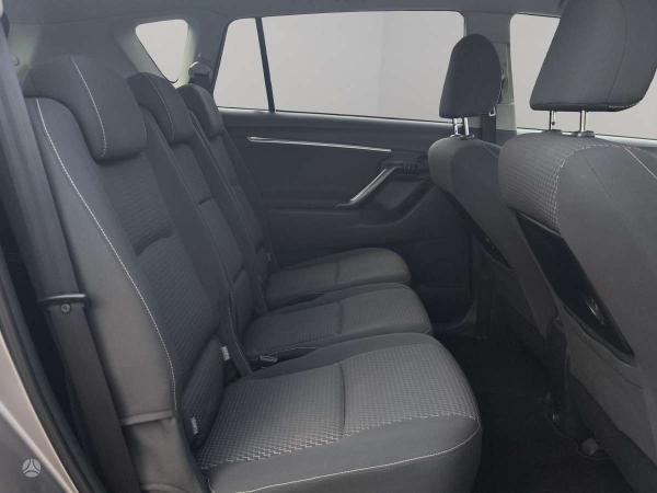 Pelēks Toyota Verso 2015 Viļņa, ar dzinēja tilpumu 1.60 L un nobraukumu 264 tūkst. km par 5999 €, foto 9 vietnē AUTOMOTO.COM.LV