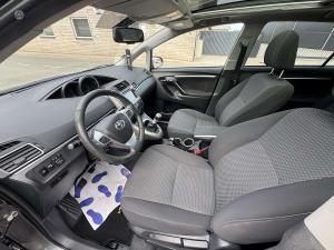 Grey Toyota Verso 2015 in Taurage, with an engine capacity of 1.60 L and mileage of 242 thousand km for 4000 €, photo 11 on AUTOMOTO.COM.LV