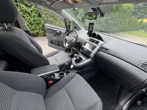 Grey Toyota Verso 2015 in Taurage, with an engine capacity of 1.60 L and mileage of 242 thousand km for 4000 €, photo 15 on AUTOMOTO.COM.LV