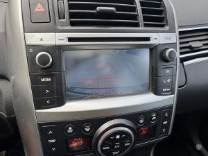 Grey Toyota Verso 2015 in Taurage, with an engine capacity of 1.60 L and mileage of 242 thousand km for 4000 €, photo 18 on AUTOMOTO.COM.LV