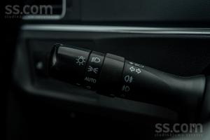 Grey Toyota Verso 2015 in Riga, with an engine capacity of 1.60 L and mileage of 0 thousand km for 6650 €, photo 25 on AUTOMOTO.COM.LV