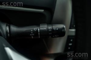 Grey Toyota Verso 2015 in Riga, with an engine capacity of 1.60 L and mileage of 0 thousand km for 6650 €, photo 26 on AUTOMOTO.COM.LV