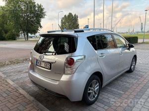 Pelēks Toyota Verso 2015 Ventspils, ar dzinēja tilpumu 1.80 L un nobraukumu 180 tūkst. km par 8490 €, foto 8 vietnē AUTOMOTO.COM.LV