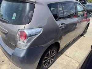 Pelēks Toyota Verso 2015 Birštonas, ar dzinēja tilpumu 1.60 L un nobraukumu 200 tūkst. km par 2200 €, foto 6 vietnē AUTOMOTO.COM.LV