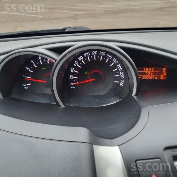 Pelēks Toyota Verso 2015 Jelgava, ar dzinēja tilpumu 1.60 L un nobraukumu 201 tūkst. km par 7000 €, foto 9 vietnē AUTOMOTO.COM.LV
