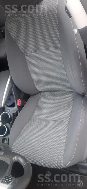 Grey Toyota Verso 2016 in Jelgava, with an engine capacity of 1.60 L and mileage of 154 thousand km for 7850 €, photo 20 on AUTOMOTO.COM.LV