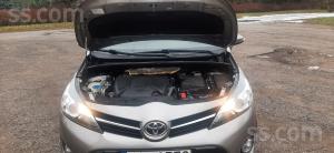 Grey Toyota Verso 2016 in Jelgava, with an engine capacity of 1.60 L and mileage of 154 thousand km for 7850 €, photo 32 on AUTOMOTO.COM.LV
