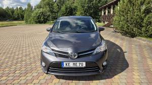 Grey Toyota Verso 2016 in Plunge, with an engine capacity of 1.80 L and mileage of 89 thousand km for 10800 €, photo 6 on AUTOMOTO.COM.LV