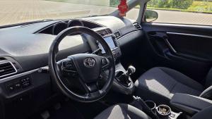 Grey Toyota Verso 2016 in Plunge, with an engine capacity of 1.80 L and mileage of 89 thousand km for 10800 €, photo 9 on AUTOMOTO.COM.LV
