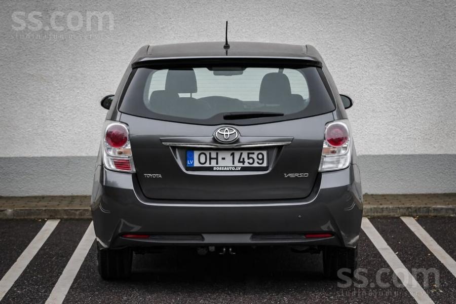 Pelēks Toyota Verso 2016 Rīga, ar dzinēja tilpumu 1.60 L un nobraukumu 212 tūkst. km par 8950 €, foto 6 vietnē AUTOMOTO.COM.LV
