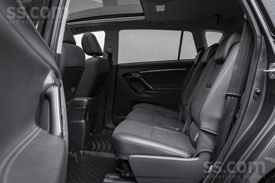 Pelēks Toyota Verso 2016 Rīga, ar dzinēja tilpumu 1.60 L un nobraukumu 212 tūkst. km par 8950 €, foto 12 vietnē AUTOMOTO.COM.LV