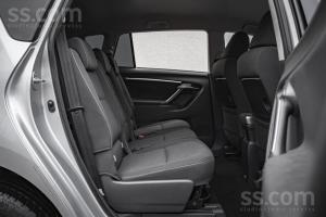 Grey Toyota Verso 2016 in Riga, with an engine capacity of 1.60 L and mileage of 186 thousand km for 6150 €, photo 14 on AUTOMOTO.COM.LV