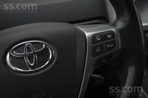 Grey Toyota Verso 2016 in Riga, with an engine capacity of 1.60 L and mileage of 186 thousand km for 6150 €, photo 21 on AUTOMOTO.COM.LV