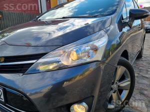 Grey Toyota Verso 2017 in Jelgava, with an engine capacity of 1.60 L and mileage of 169 thousand km for 3300 €, photo 1 on AUTOMOTO.COM.LV
