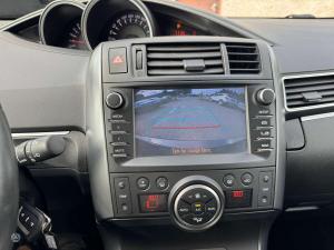 Grey Toyota Verso 2017 in Jurbarkas, with an engine capacity of 1.80 L and mileage of 125 thousand km for 12450 €, photo 18 on AUTOMOTO.COM.LV