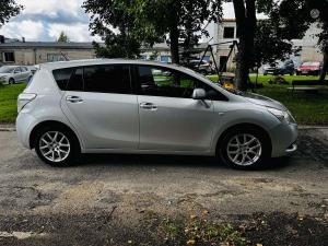 Grey Toyota Verso 2009 in Vilnius, with an engine capacity of 2.00 L and mileage of 345 thousand km for 2350 €, photo 6 on AUTOMOTO.COM.LV