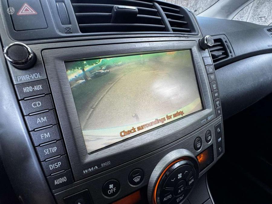 Grey Toyota Verso 2009 in Vilnius, with an engine capacity of 2.00 L and mileage of 345 thousand km for 2350 €, photo 13 on AUTOMOTO.COM.LV