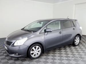 Серый Тойота Версо 2009 в Таллин, объемом двигателя 2.20 л и пробегом 329 тыс. км за 2799 €, фото 3 на AUTOMOTO.COM.LV