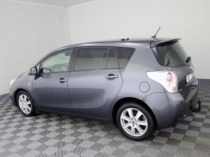 Серый Тойота Версо 2009 в Таллин, объемом двигателя 2.20 л и пробегом 329 тыс. км за 2799 €, фото 14 на AUTOMOTO.COM.LV