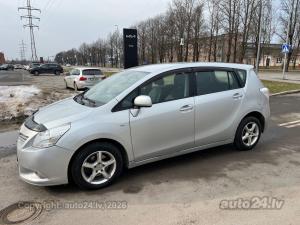 Grey Toyota Verso 2010 in Narva, with an engine capacity of 2.00 L and mileage of 400 thousand km for 1999 €, photo 11 on AUTOMOTO.COM.LV