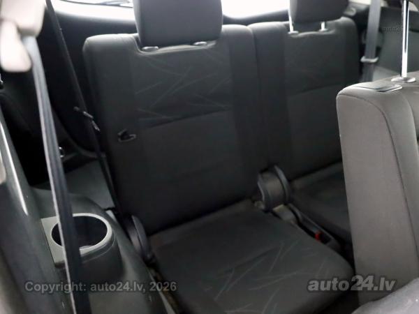 Pelēks Toyota Verso 2011 Tallina, ar dzinēja tilpumu 1.60 L un nobraukumu 364 tūkst. km par 2499 €, foto 8 vietnē AUTOMOTO.COM.LV