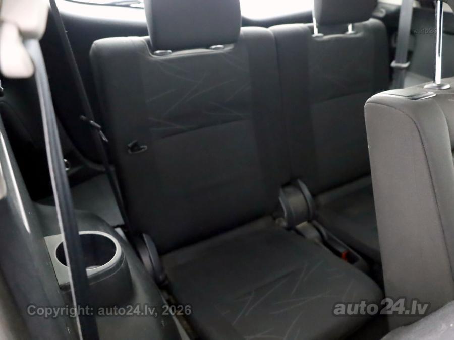 Pelēks Toyota Verso 2011 Tallina, ar dzinēja tilpumu 1.60 L un nobraukumu 364 tūkst. km par 2499 €, foto 9 vietnē AUTOMOTO.COM.LV
