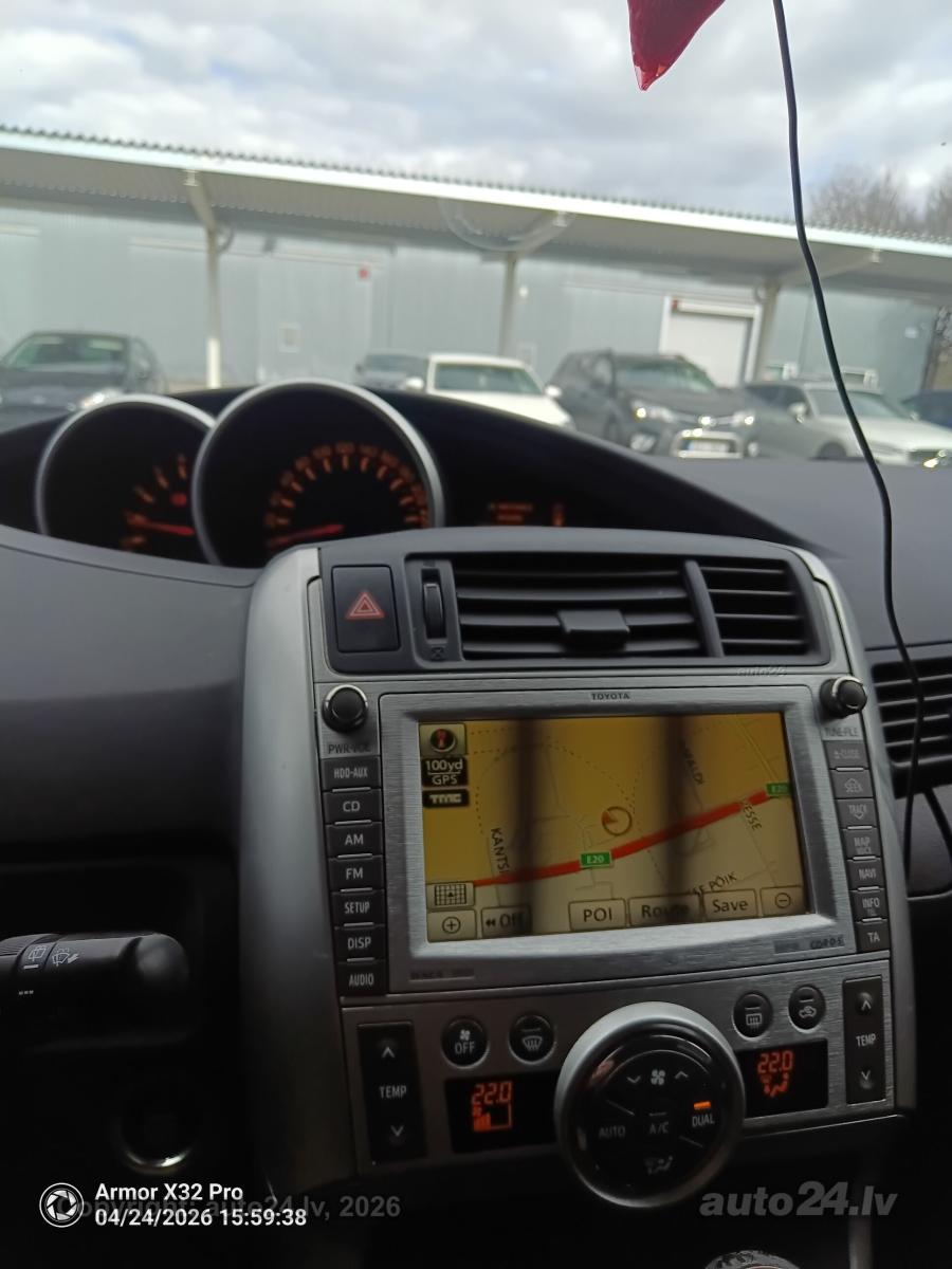 Серый Тойота Версо 2011 в Таллин, объемом двигателя 2.20 л и пробегом 170 тыс. км за 5900 €, фото 8 на AUTOMOTO.COM.LV