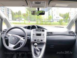 Серый Тойота Версо 2011 в Таллин, объемом двигателя 2.00 л и пробегом 200 тыс. км за 5799 €, фото 15 на AUTOMOTO.COM.LV