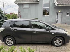 Grey Toyota Verso 2012 in Riga, with an engine capacity of 1.80 L and mileage of 229 thousand km for 5150 €, photo 3 on AUTOMOTO.COM.LV